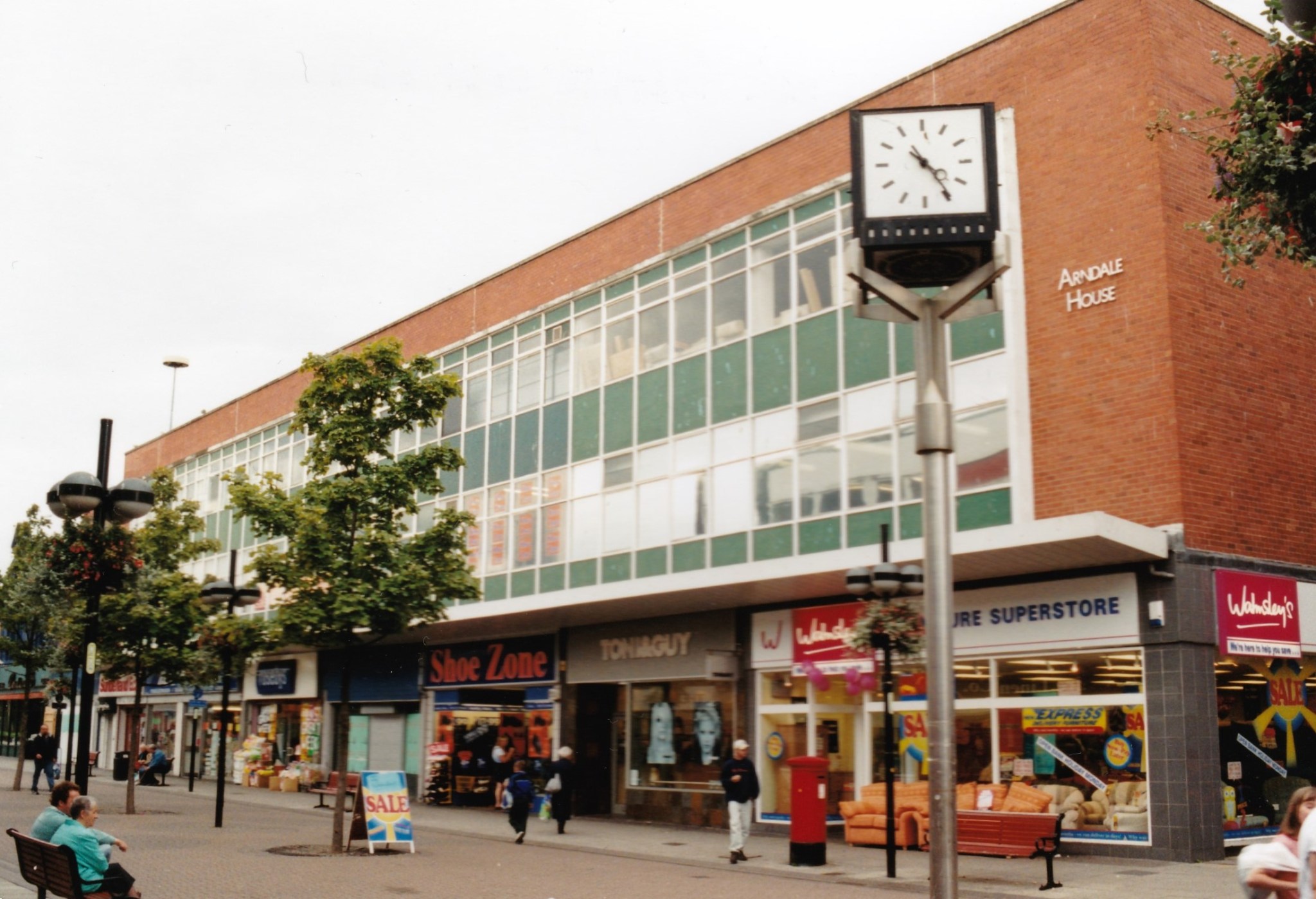 A History of Arndale Centres | Building Our Past